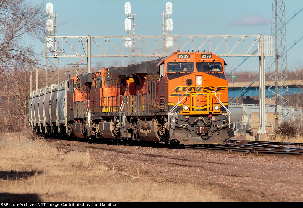BNSF 8333 South
